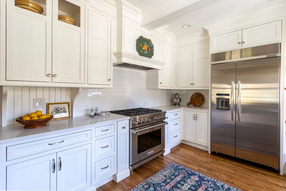 Small Farmhouse-Inspired Wolf Kitchen